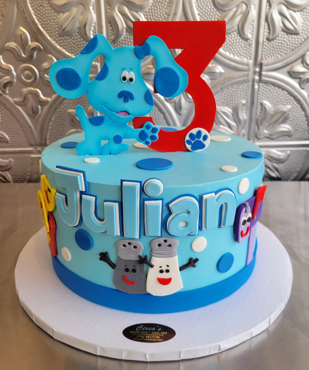 Blues Clues cake K2401 – Circo's Pastry Shop