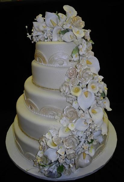Cascade Flower Wedding Cake - W003 – Circo's Pastry Shop