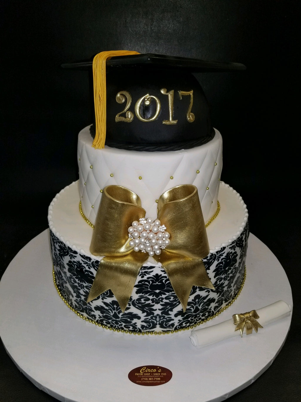 Graduation Cake CS0291 – Circo's Pastry Shop